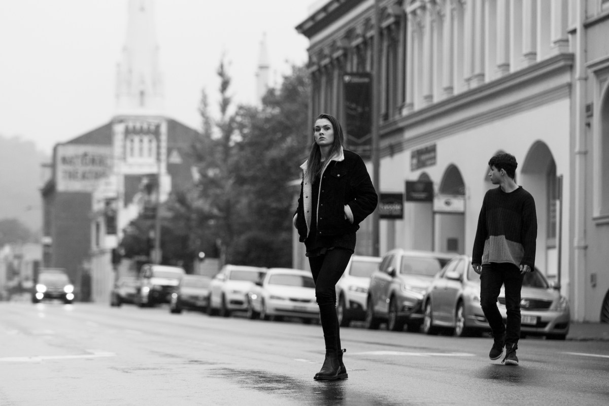 ‘Pictures’ | Sumner nos presenta su nuevo single desde Tasmania # ...